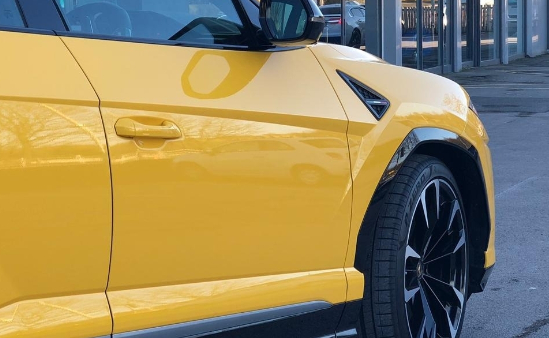 Lamborghini Urus Hire - Limo hire UK